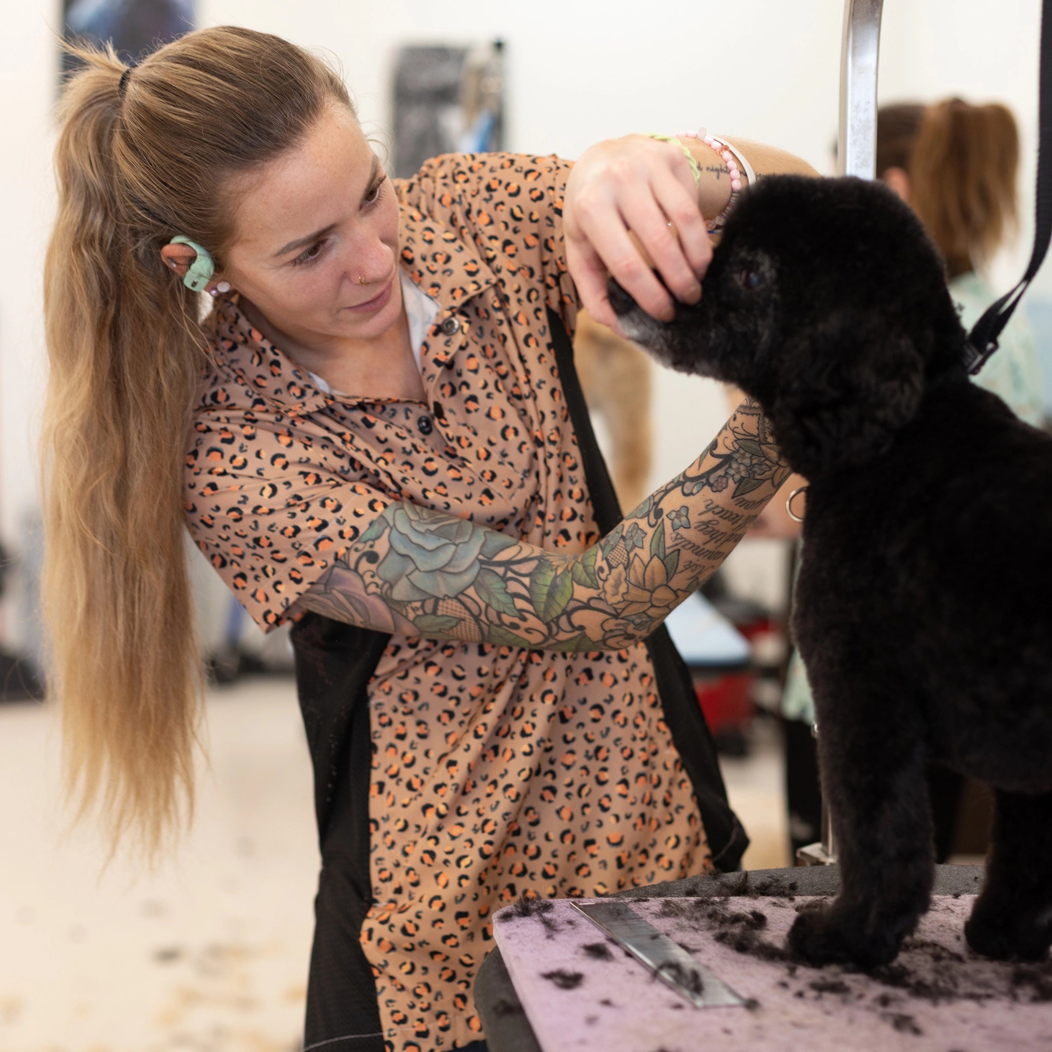 Pet Grooming Apparel - Smocks, Aprons, Pants & Accessories – Retro ...
