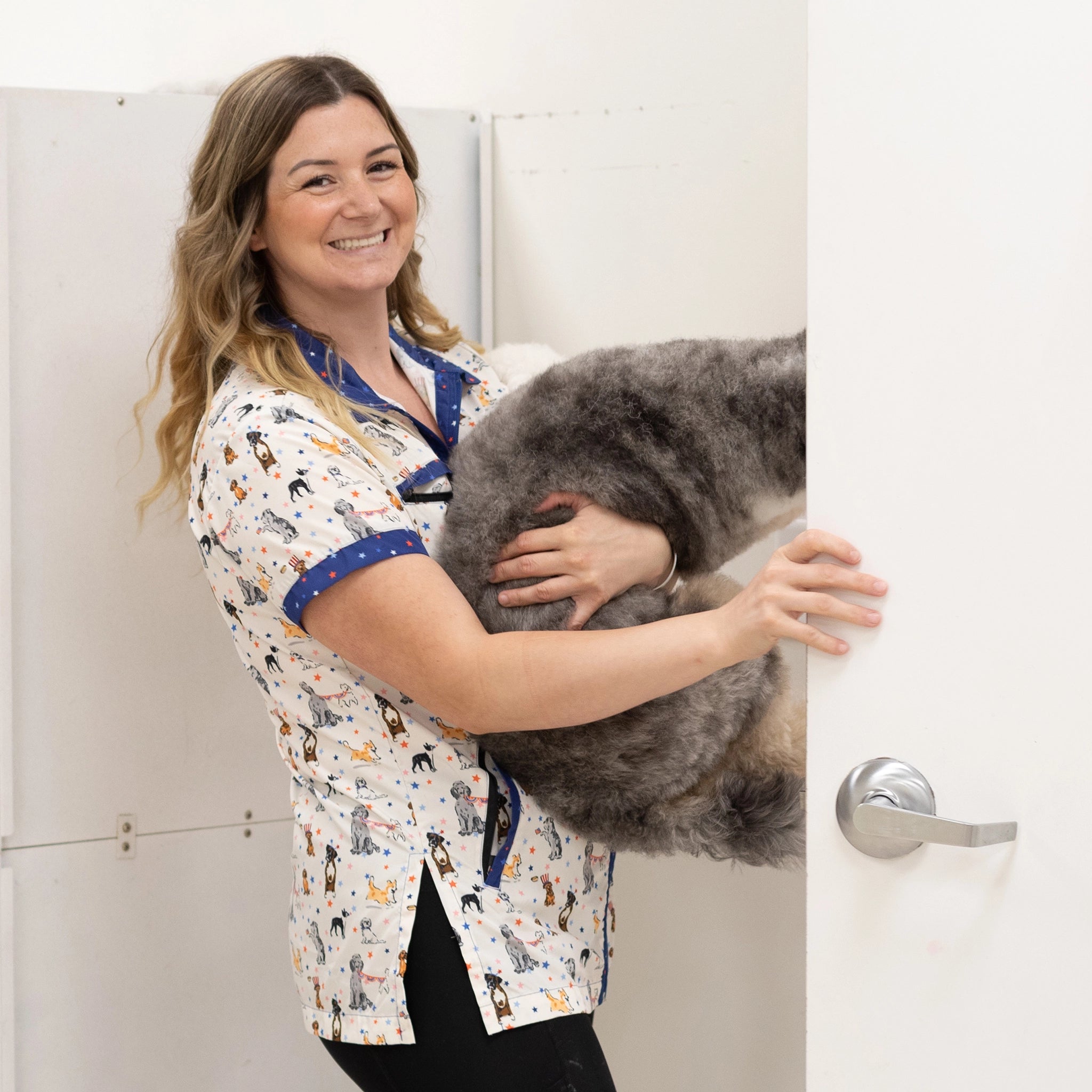 Pet Grooming Apparel - Smocks, Aprons, Pants & Accessories – Retro ...