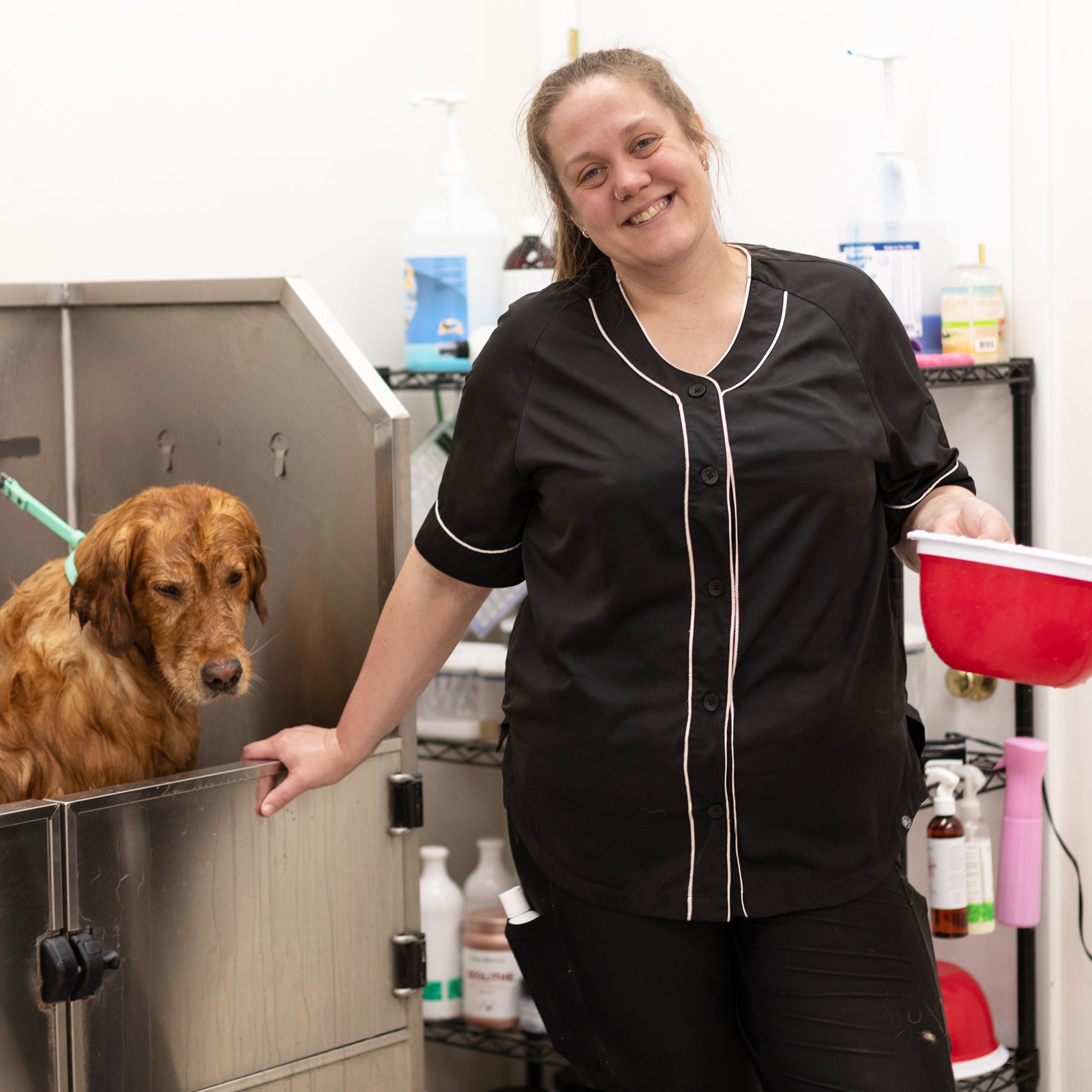 Quality, Stylish Pet Grooming Smocks – Retro Stylist Wear