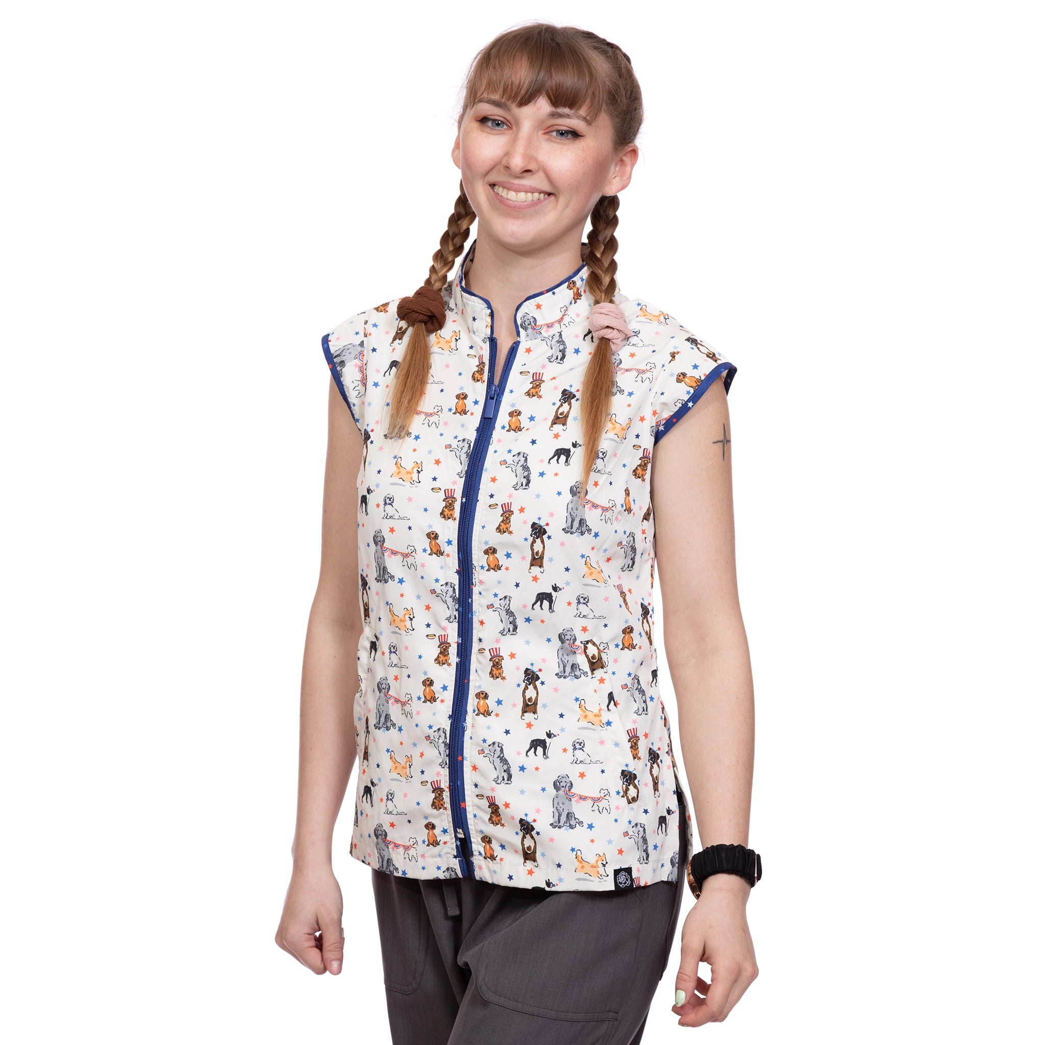 Quality, Stylish Pet Grooming Smocks – Retro Stylist Wear